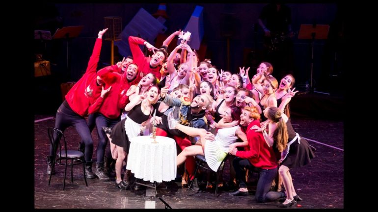 "ΕΝΑ ΒΗΜΑ ΤΗ ΦΟΡΑ THE MUSICAL" ΤΗΣ ΜΑΡΙΑΣ ΣΤΕΦΑΝΟΥ ΚΑΘΕ ΚΥΡΙΑΚΗ ΣΤΟ ...