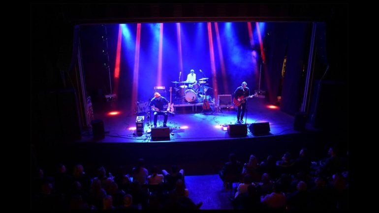ΠΗΓΑΜΕ / ΕΙΔΑΜΕ : CALEXICO TRIO ΜΕ ΤΗΝ ΑΝΟΙΞΗ ΝΑ ΦΤΑΝΕΙ ΠΙΟ ΝΩΡΙΣ ΣΤΗΝ ...