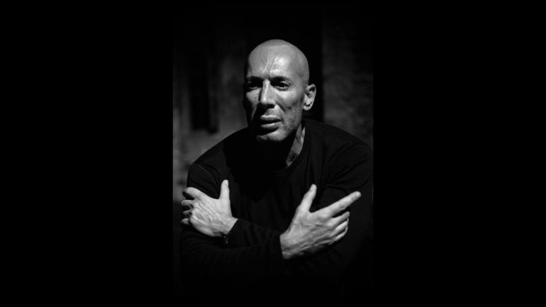 "PARANOIA" ΚΑΘΕ ΣΑΒΒΑΤΟ ΚΑΙ ΚΥΡΙΑΚΗ ΣΤΟ ΘΕΑΤΡΟ ΜΙΚΡΟΣ ΚΕΡΑΜΕΙΚΟΣ ...