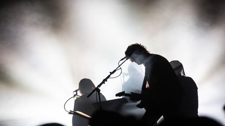 ΠΗΓΑΜΕ / ΕΙΔΑΜΕ : SPIRITUALIZED ΣΤΟ ΔΗΜΟΤΙΚΟ ΘΕΑΤΡΟ ΛΥΚΑΒΗΤΤΟΥ...ΓΡΑΦΕΙ ...