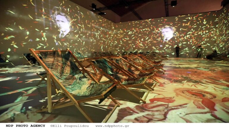 "VAN GOGH : THE IMMERSIVE EXPERIENCE" Η ΕΚΘΕΣΗ ΑΝΟΙΞΕ ΤΙΣ ΠΟΡΤΕΣ ΤΗΣ ...